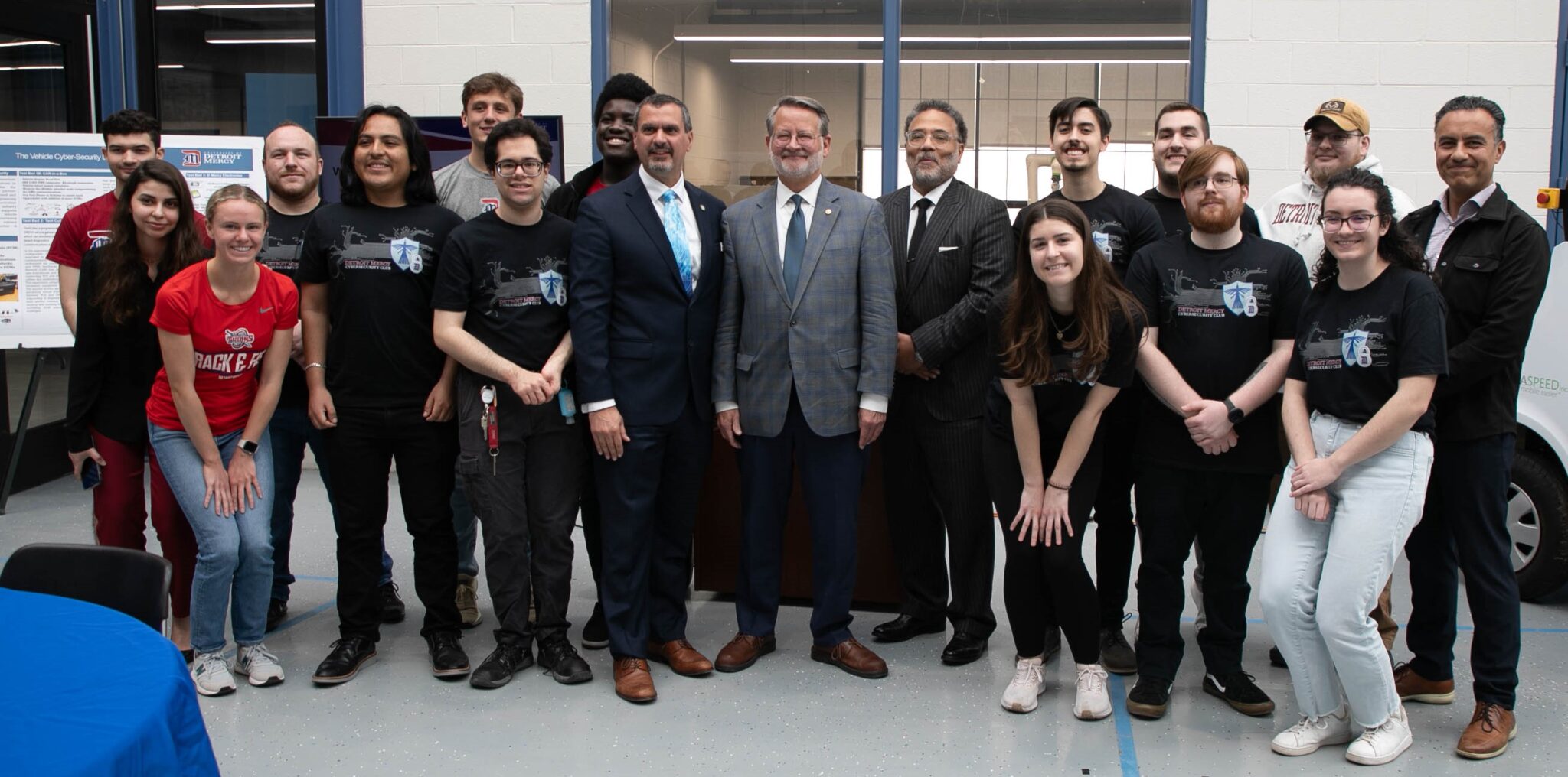 Cybersecurity Club Meets the National Cyber Director, White House ...